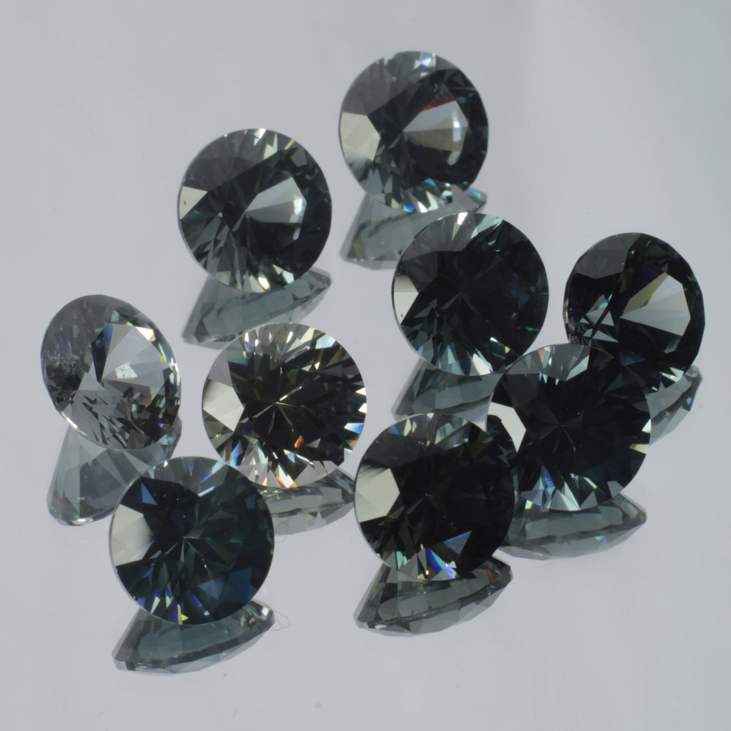 Dusk Grey Laser Garnet, Purple Grey Nd+ Laser YAG – Gems Of Science