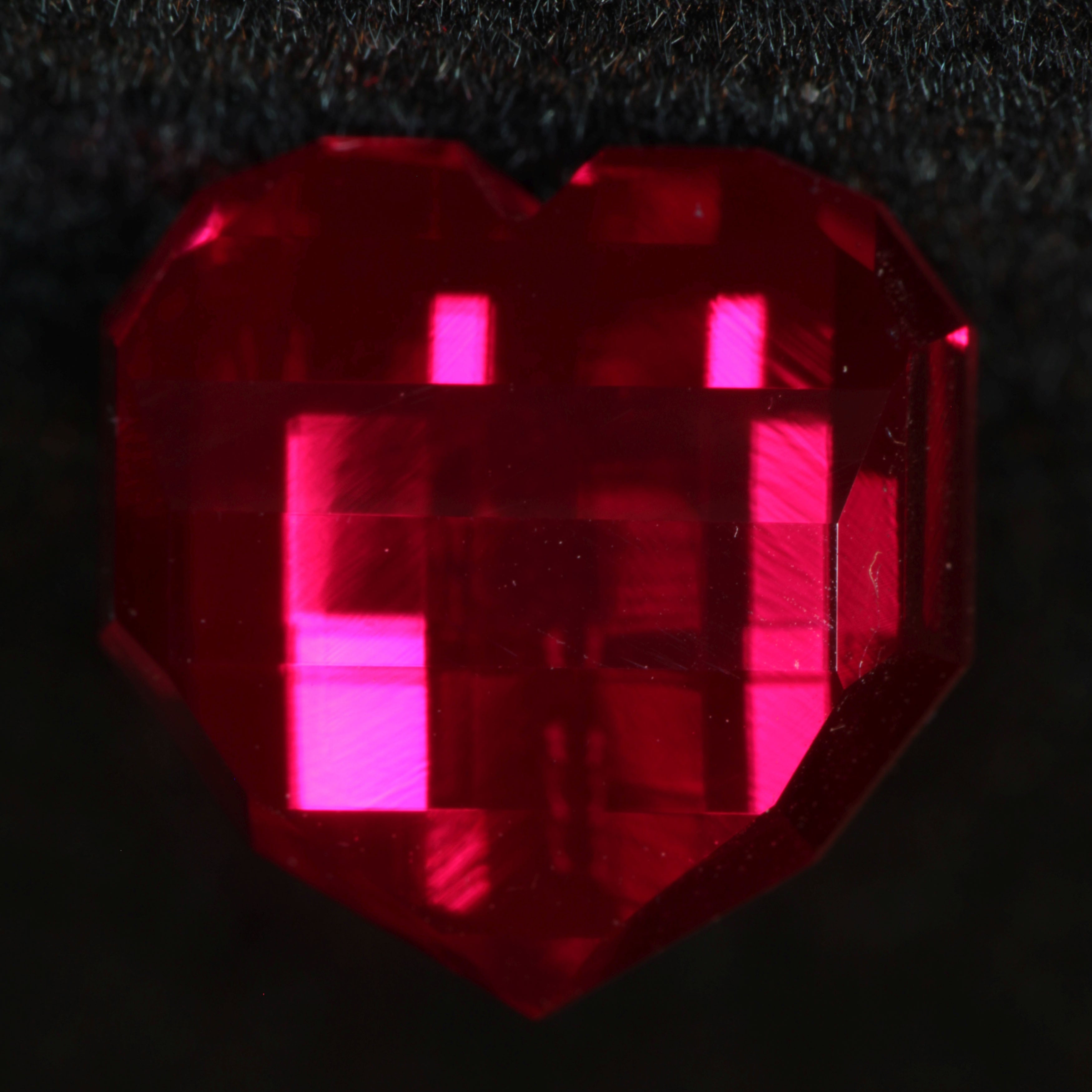 Pixel Cut Heart in Lab Ruby 14ct – Gems Of Science